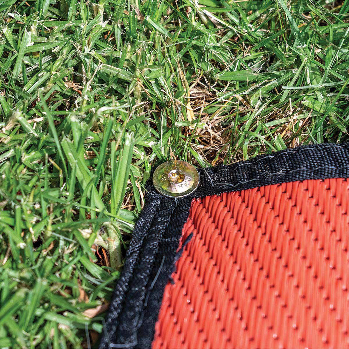 Aussie Traveller Screw-in Mat Pegs 8 Pack | BCF