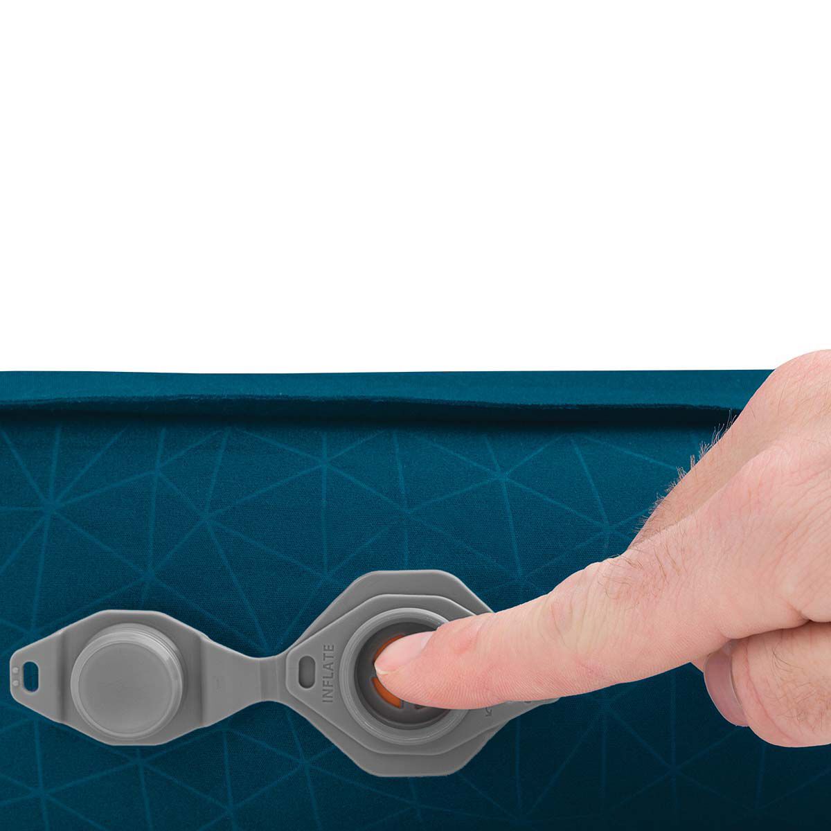 Sea to Summit Comfort Deluxe Rectangular Reg Wide Self-Inflating Mat | BCF