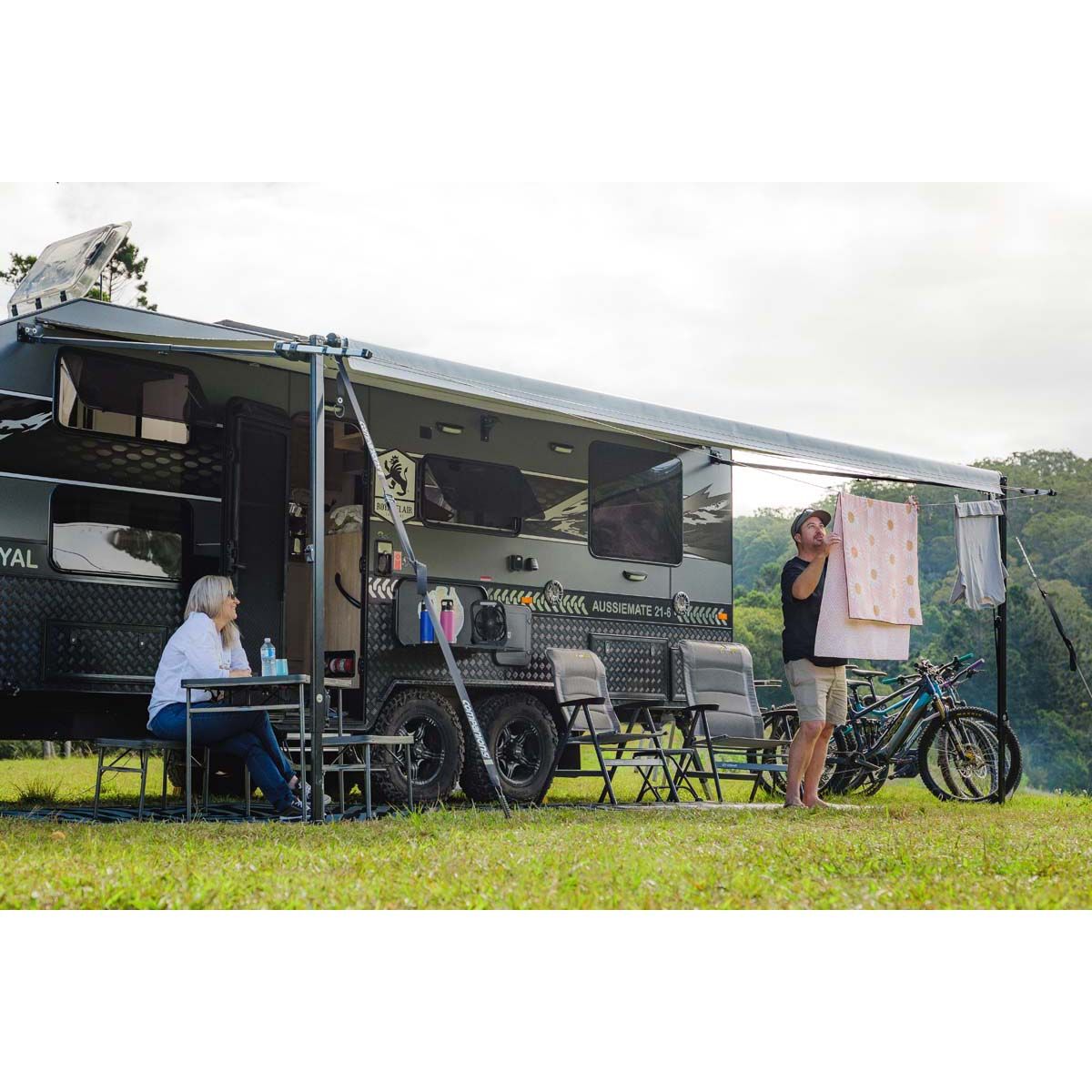 Companion Universal Caravan Awning Clothesline | BCF