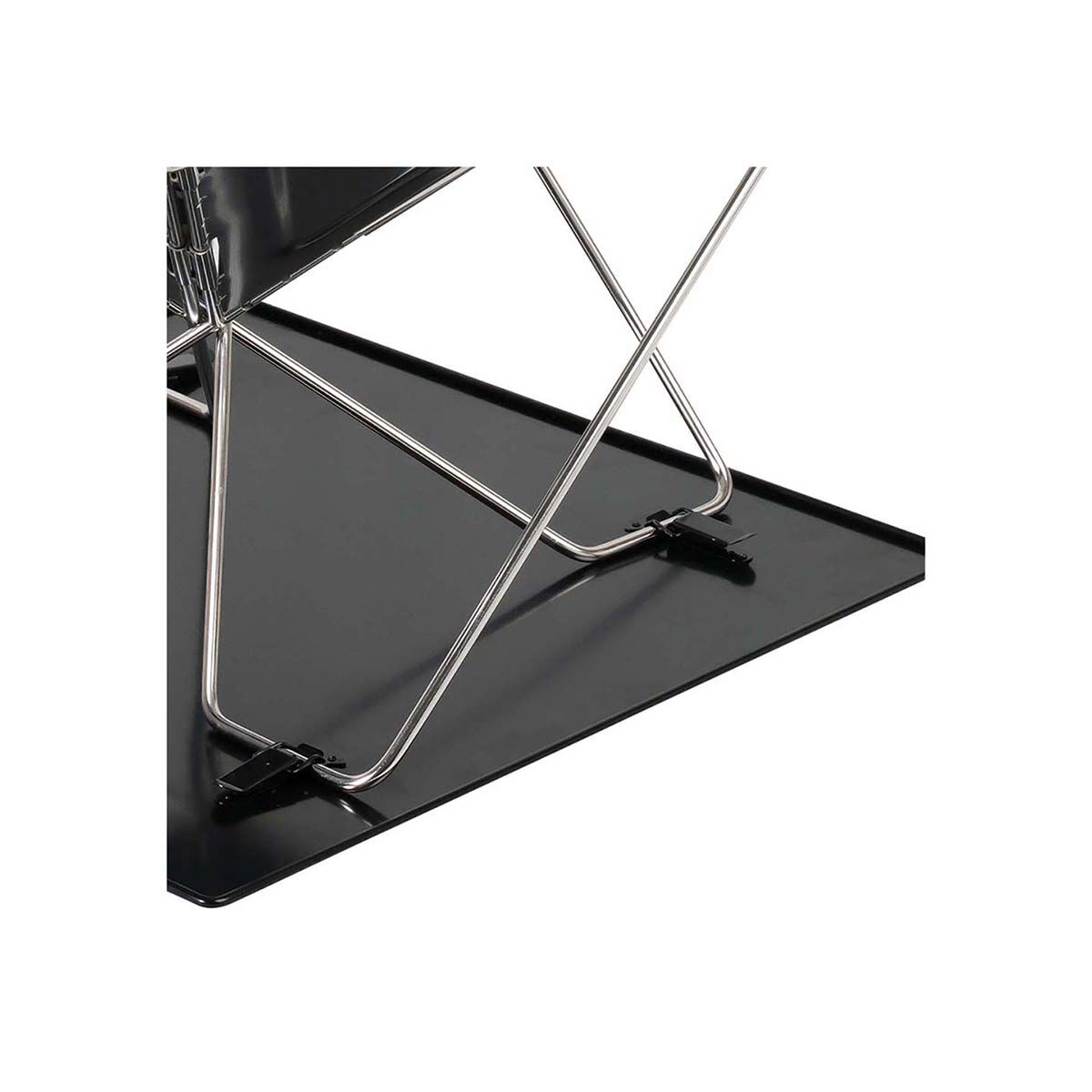 Darche 630x630mm BBQ Fire Pit | BCF