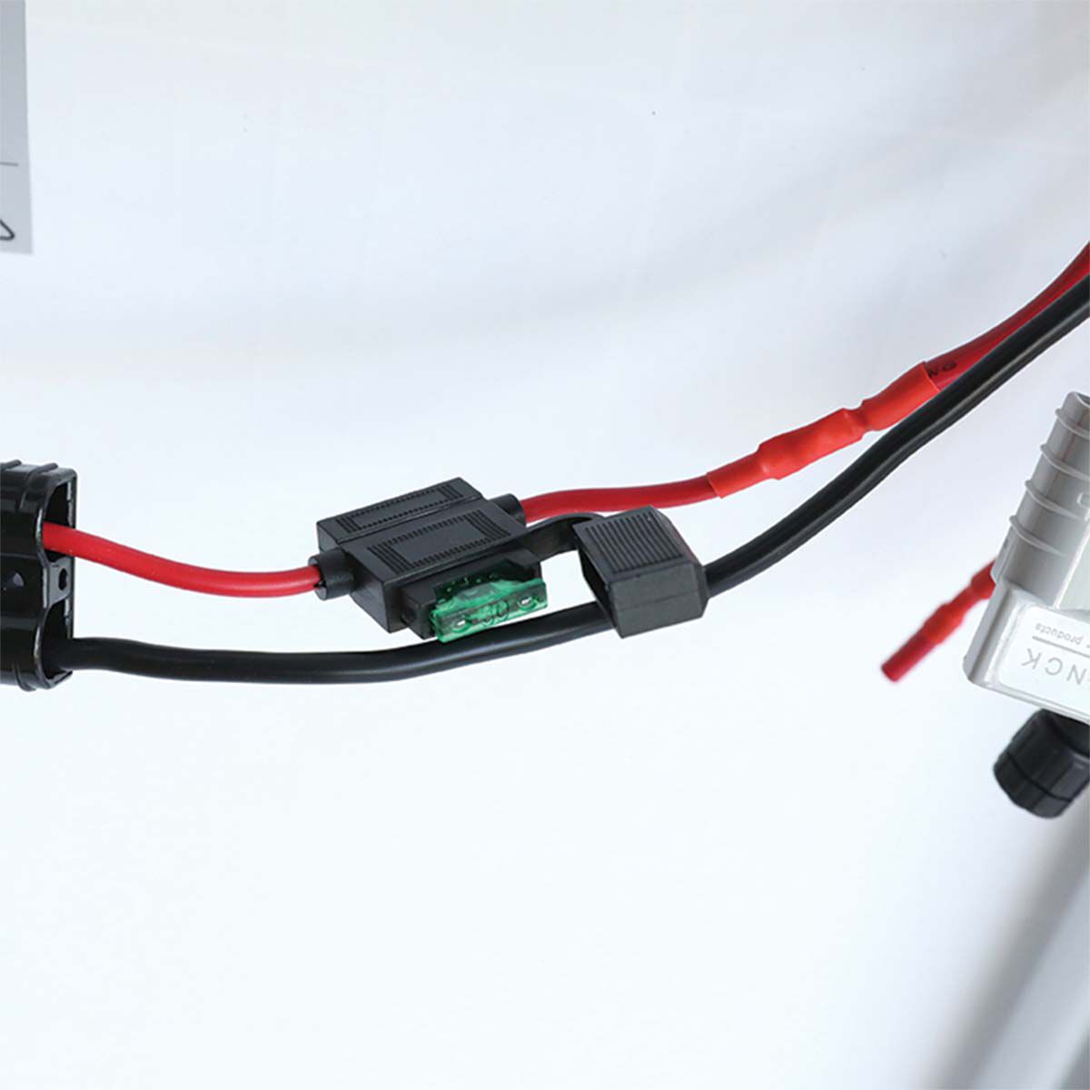 XTM 280W Folding Solar Panel Kit | BCF