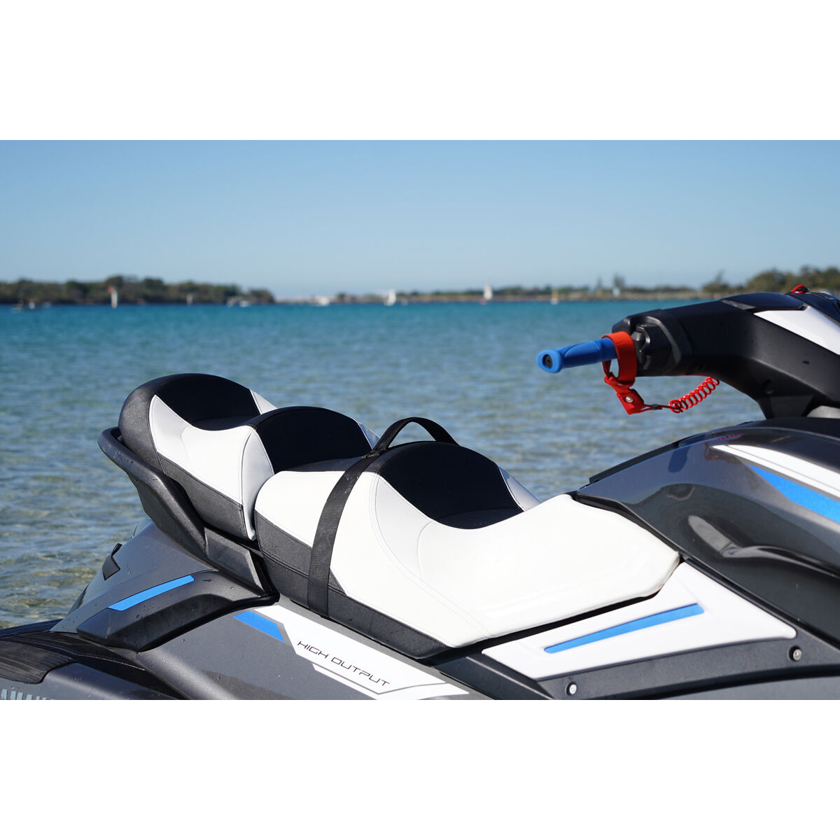 Jet Tech Slip on Grab Handle Black | BCF