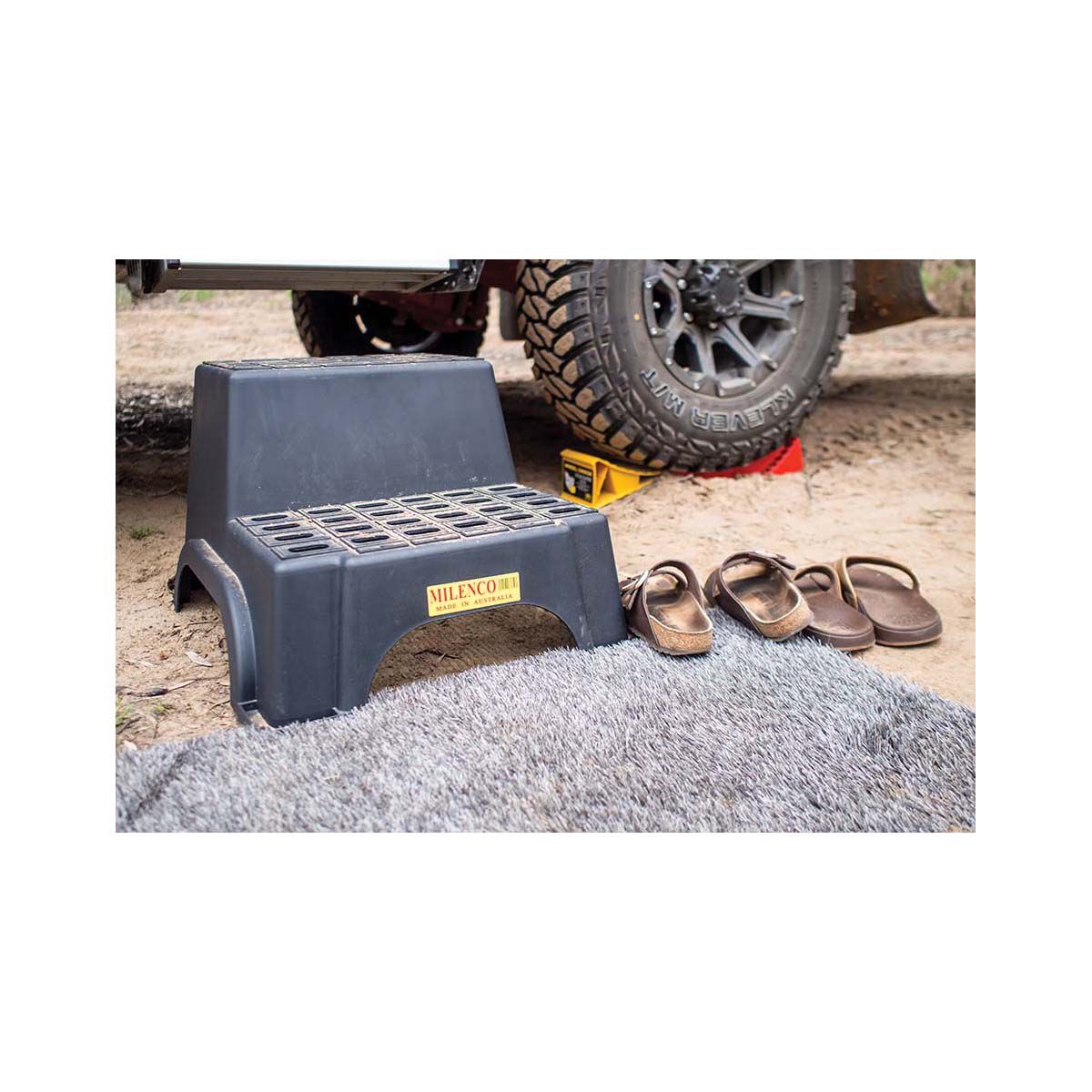 Milenco MGI Double Caravan Step | BCF