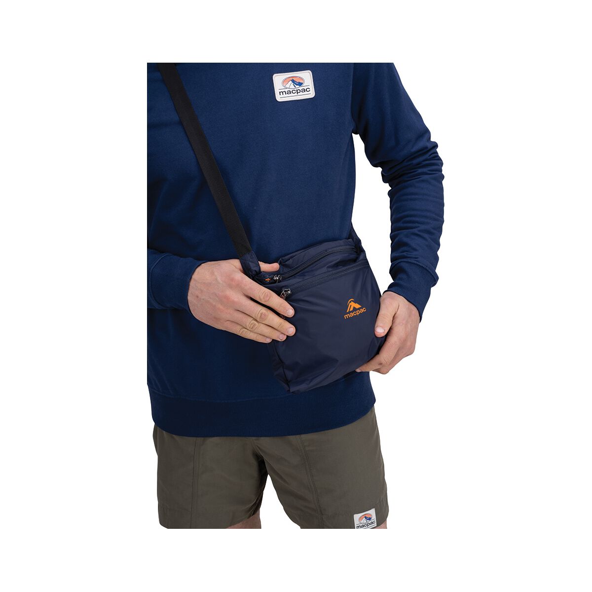 Macpac Men's Heritage Waterproof Anorak Green / Navy | BCF